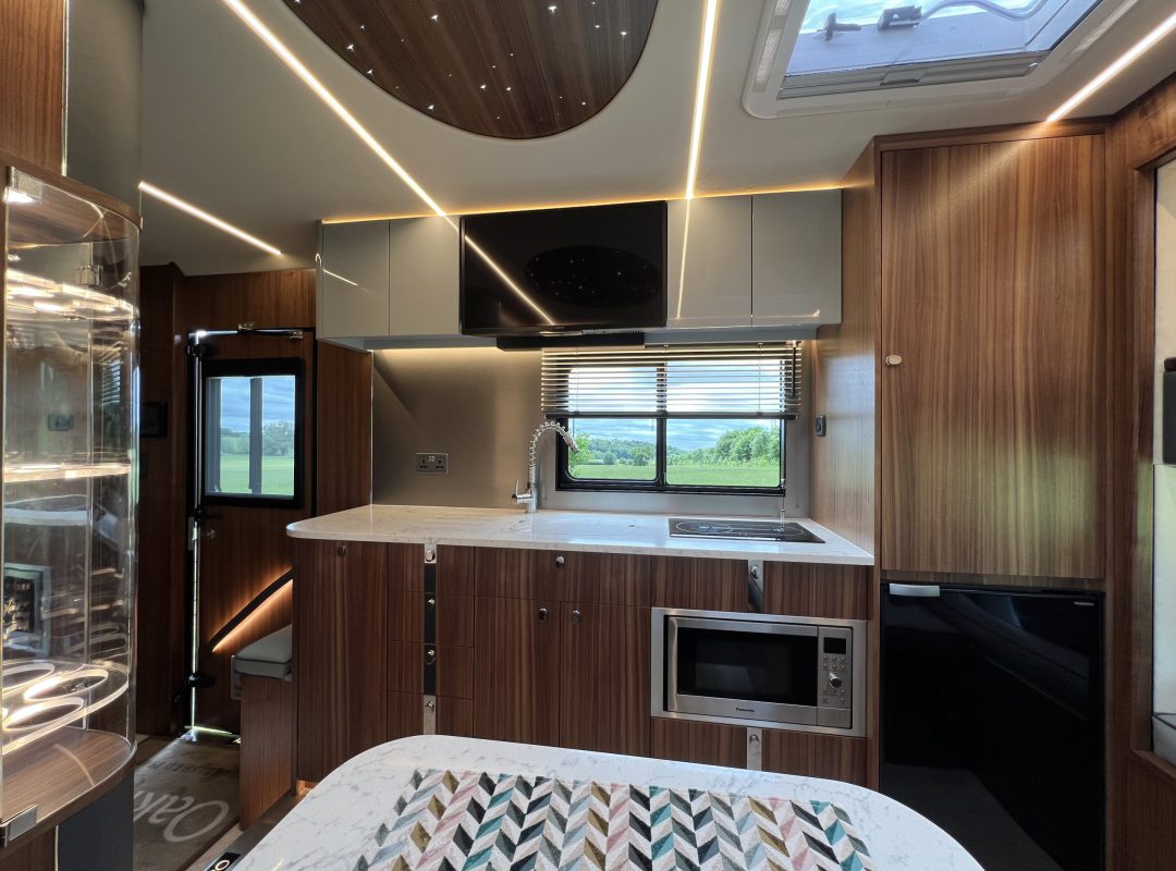 New 2023 Oakley Supreme | Oakley Horseboxes